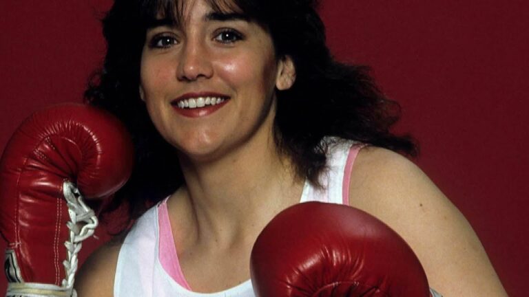 Top 10 Best Female Boxers of All Time