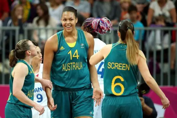 Top 10 Tallest WNBA Players of All Time (#3 is a Towering Giant)