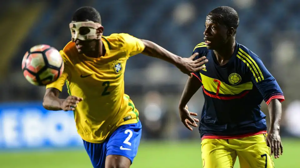 Top 10 Best Right Backs of All Time